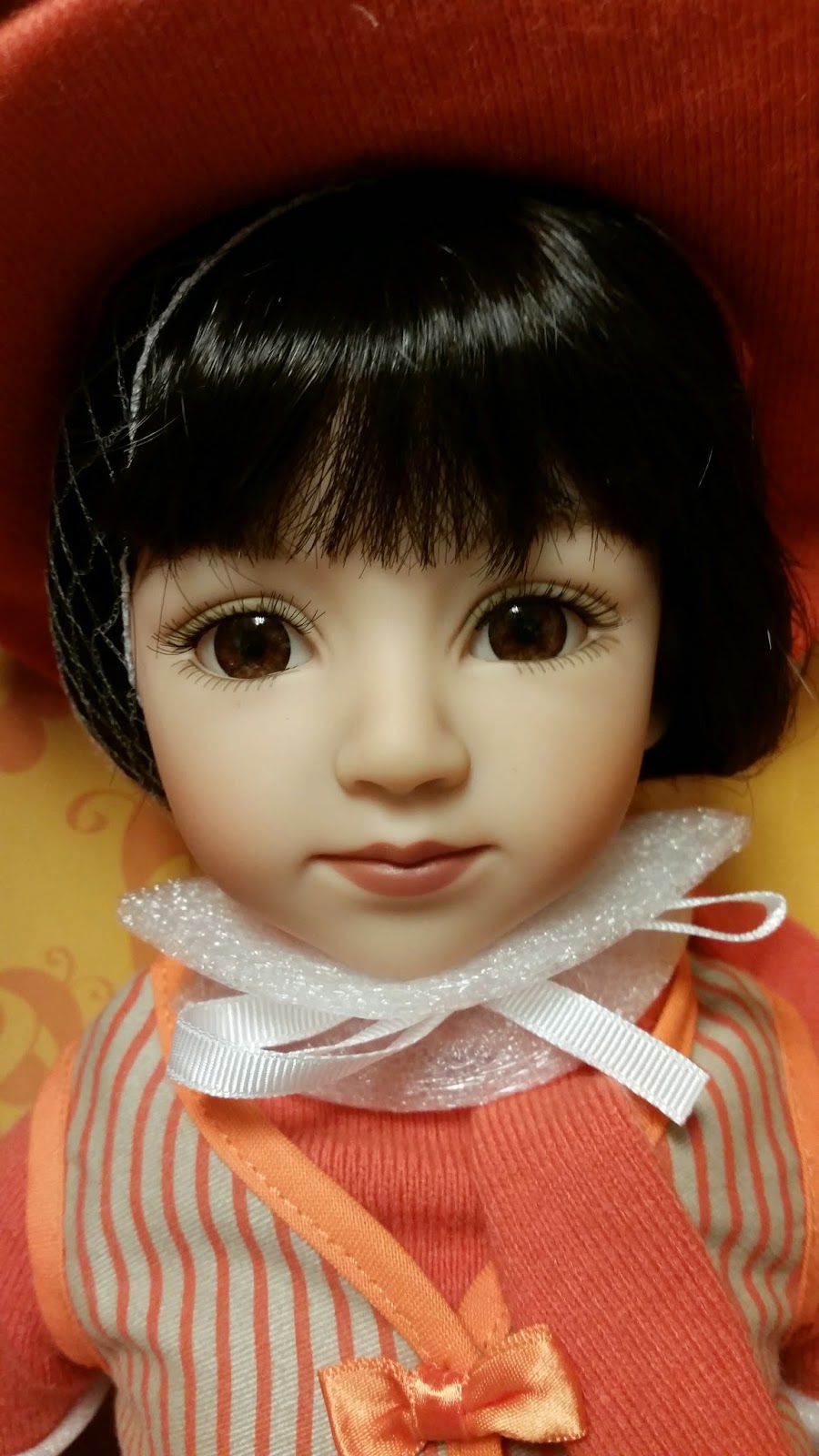 Never Grow Up: A Mom's Guide to Dolls and More: Maru and Friends Maru ...