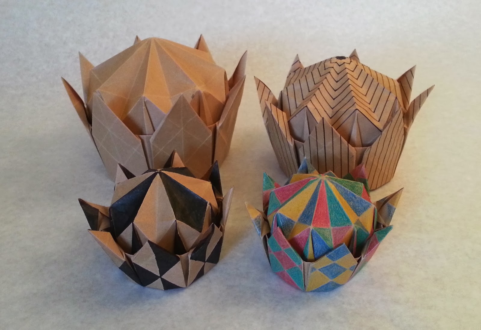 dellukelling: Origami Crown made from one sheet of paper