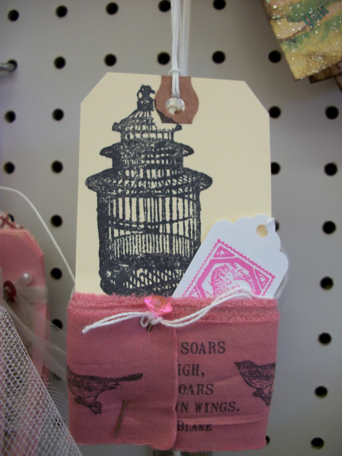 Distressed Donna Down Home: The Return of the Ribbons!