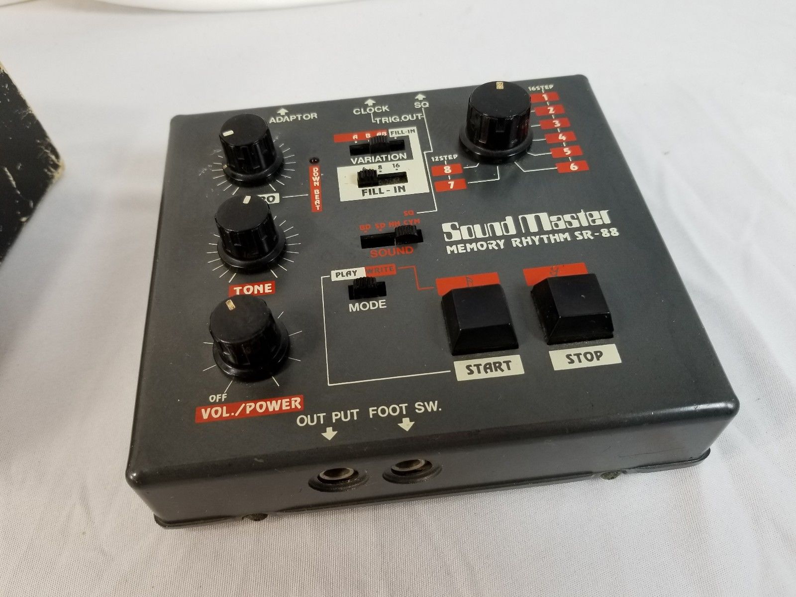 MATRIXSYNTH: SOUNDMASTER SR-88 MEMORY RHYTHM ANALOG DRUM MACHINE w ...