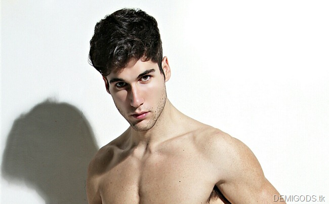 XXX MALE MODELS XXX: ADRIAN HERRERO