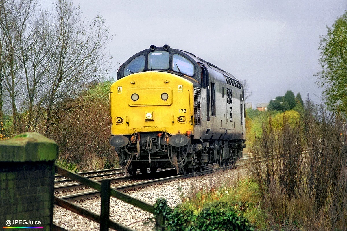 Sandite Syphons: Bescot's WKMS Class 37 Pool of 1999 | Rail Revisited