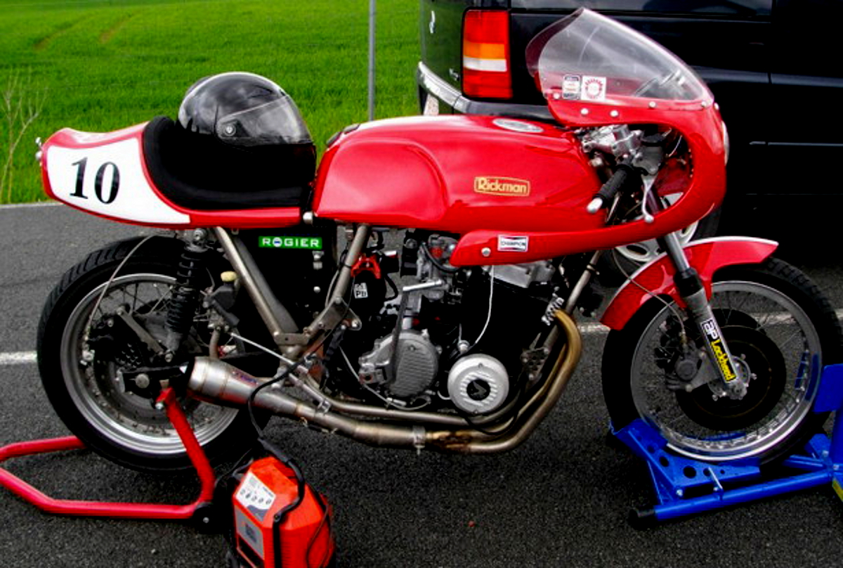 Cling on for dear life !!!: 10 Jun 2012