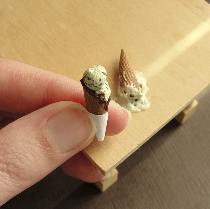 Makanan Miniatur yang Sesuai dengan Fingertip Anda