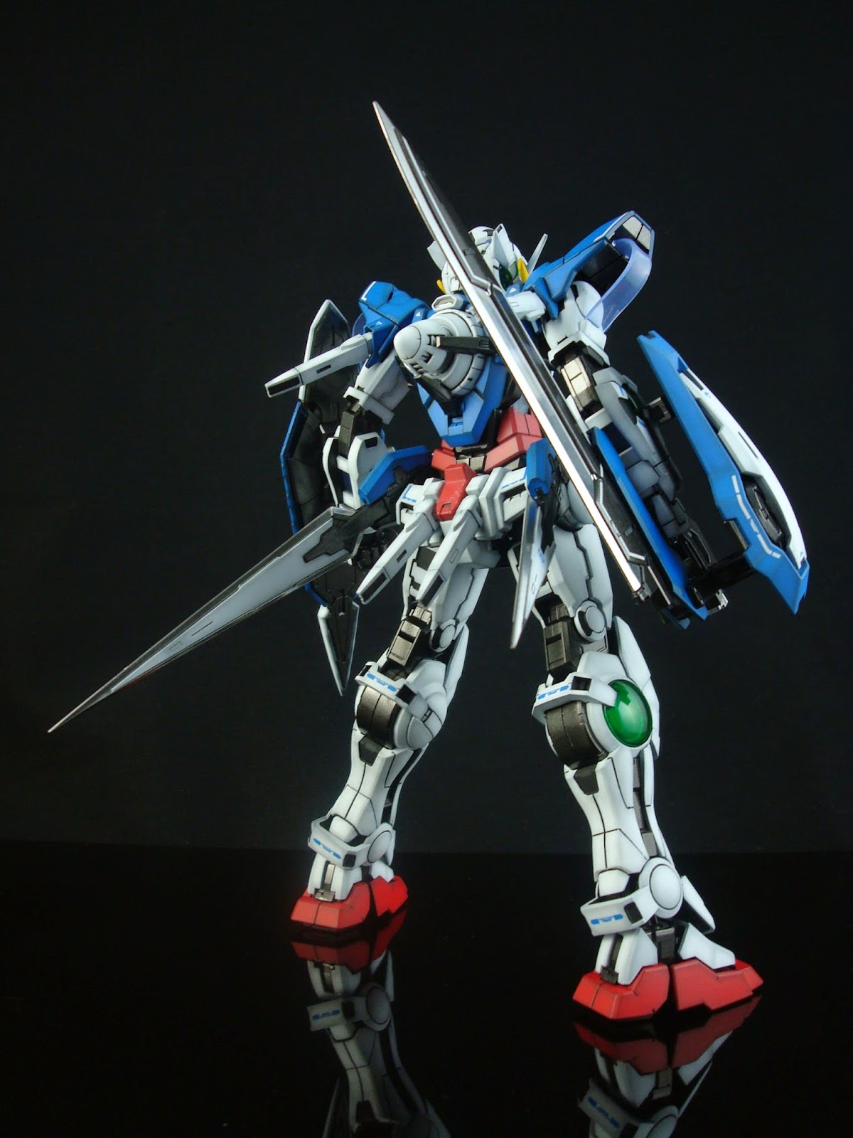 Gunpla With Wildo: MG Exia Complete!