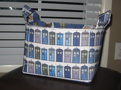 Courtastic Creations: Tardis for the Party!