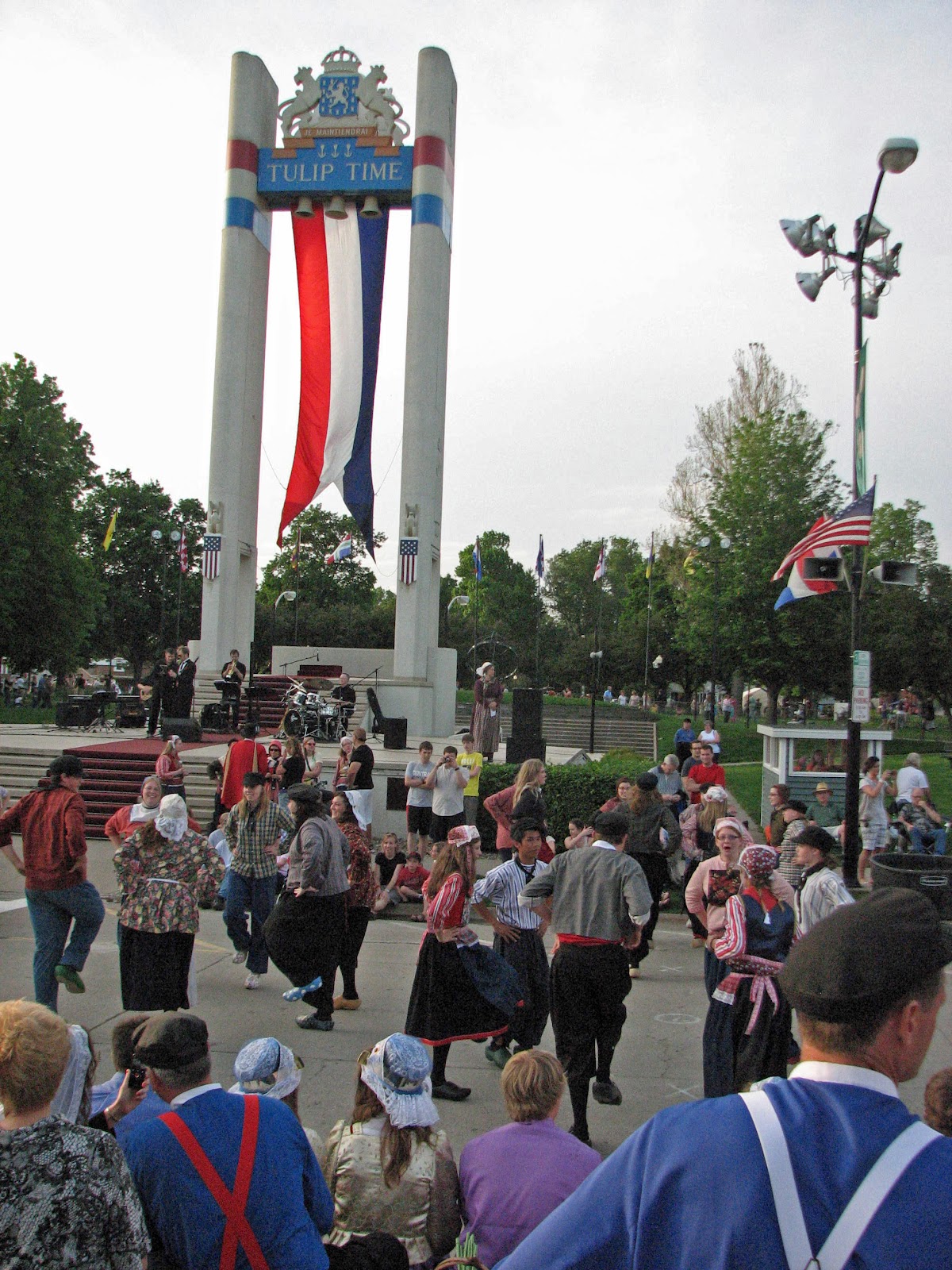 RV Chuckles: The Haining Family in Pella