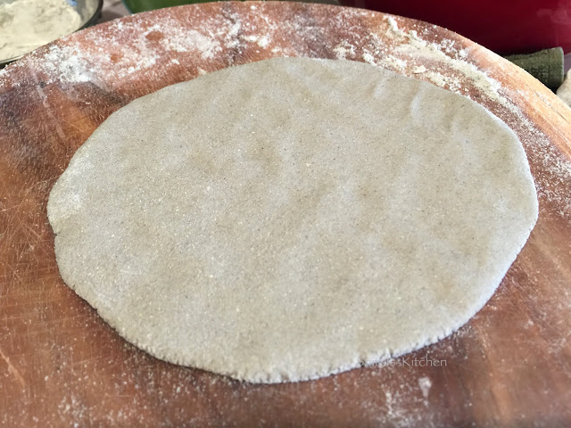 Shital's-Kitchen: Bajra Rotla: Millet Flat Bread