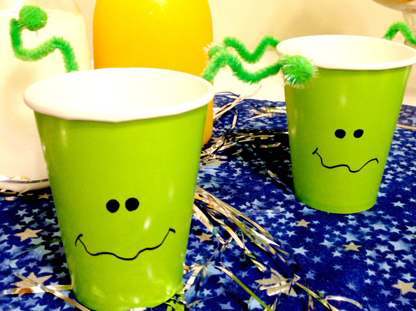 Alien "Brunch" Invasion Party | Happy Mess MOMents