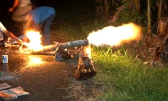 DTenggara: MERCUN GANTI MERIAM BULUH