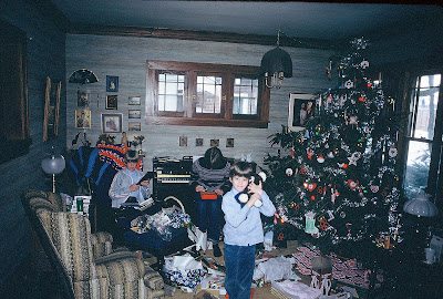 Christmas Memories: Christmas 1981 - Opening Presents