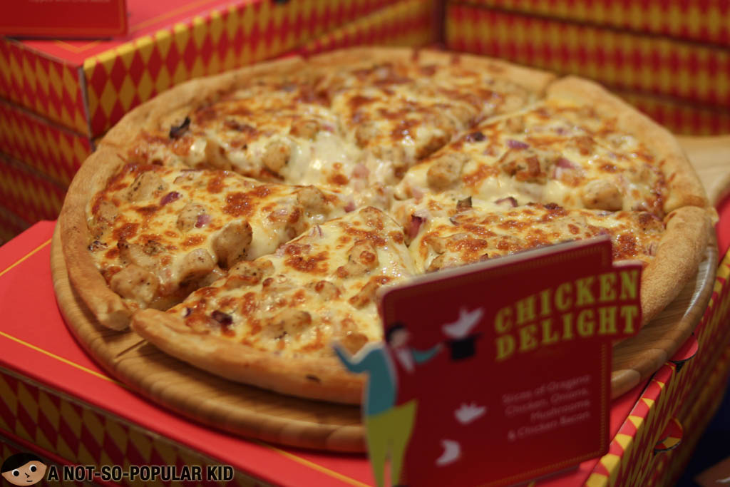 Foodie Alert - Pezzo Pizza from Singapore Arrives in the Philippines ...