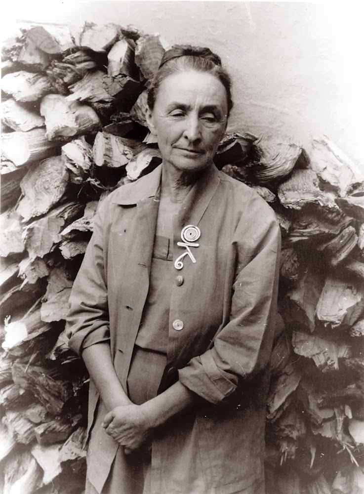 Golden Girl of the West: Alexander Calder