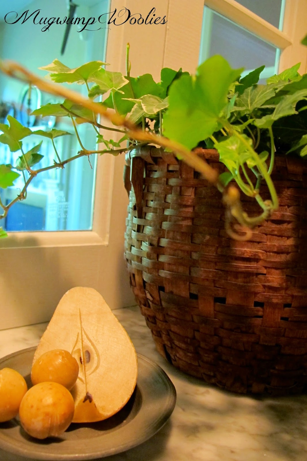 Mugwump Woolies: January Kitchen Window