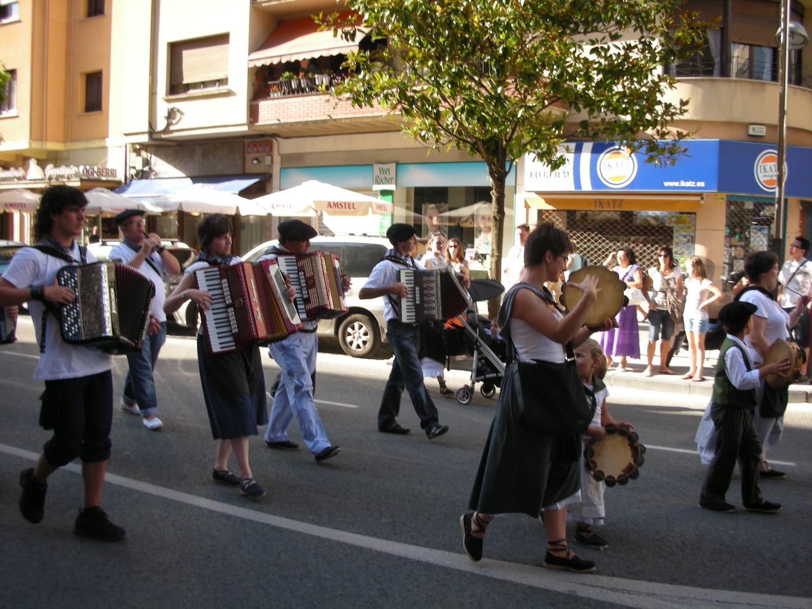 madrinviaggio: In auto nei Paesi Baschi