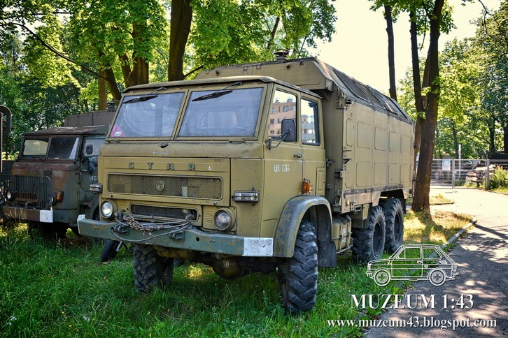 Album fotograficzny cz. 1 - Star 66/660, Star 266 - Muzeum 1:43