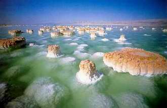 Destinos de ensueño: El Mar Muerto: el lago salado donde todo flota