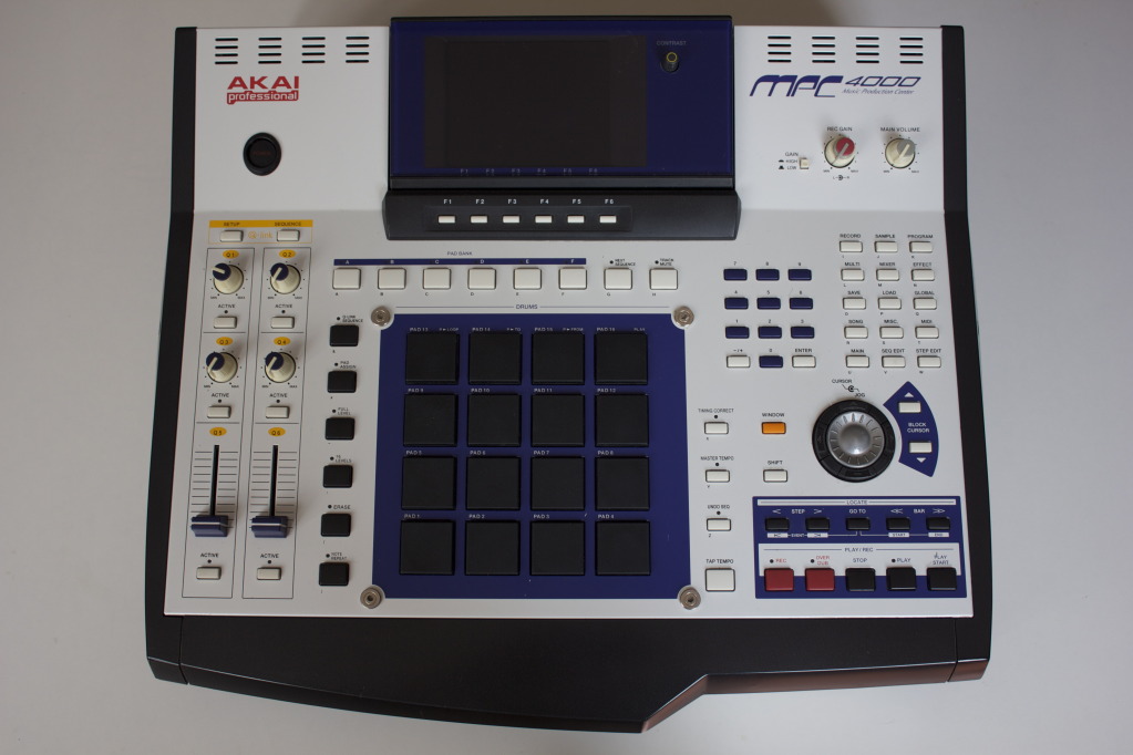 MATRIXSYNTH: Akai MPC 4000 expanded sampler/sequencer