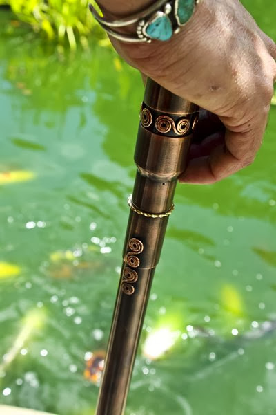 Guinea Hog Forge: Carbon Fiber, Koa, and 21-Inches of Damascus