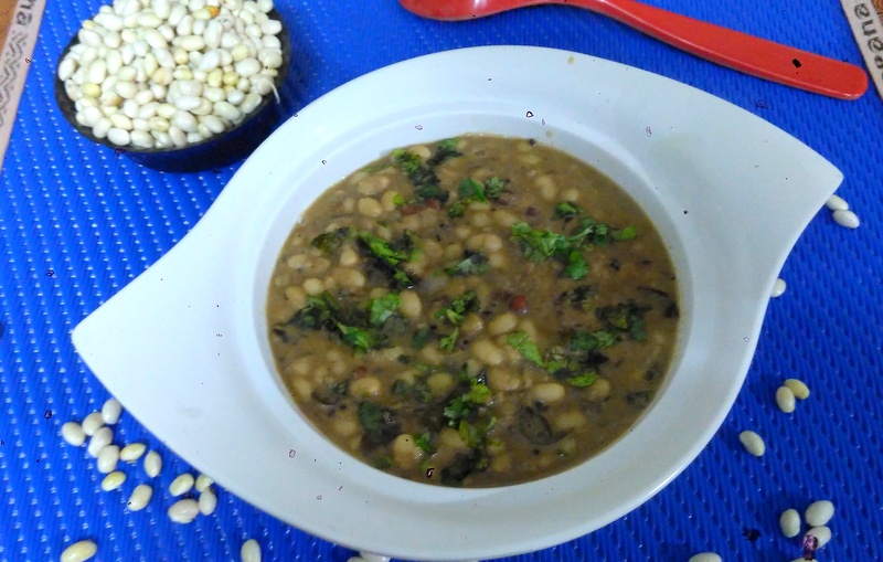 ReViNa's rasoi magic: AVARE KAALU KURMA