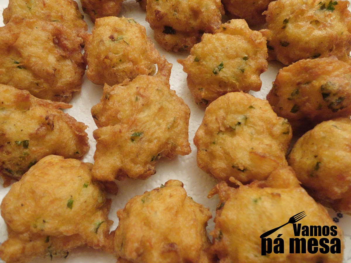 Vamos pá mesa: Pataniscas de bacalhau