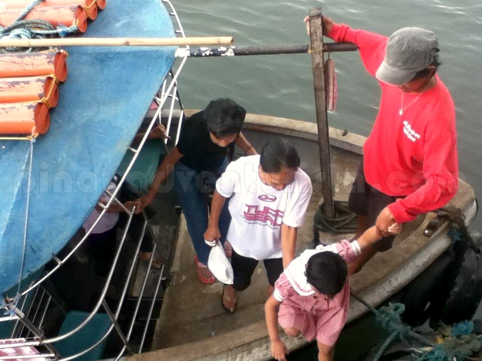 Camarines Norte - Mercedes Fish Port, Cayucyucan Beach, Catandunganon ...