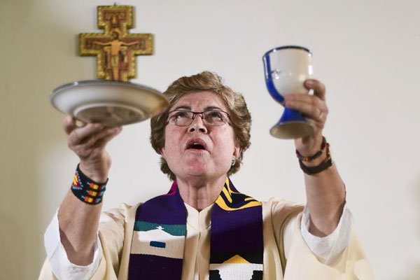 Lone Star Parson: Are Women Priests Awesome?