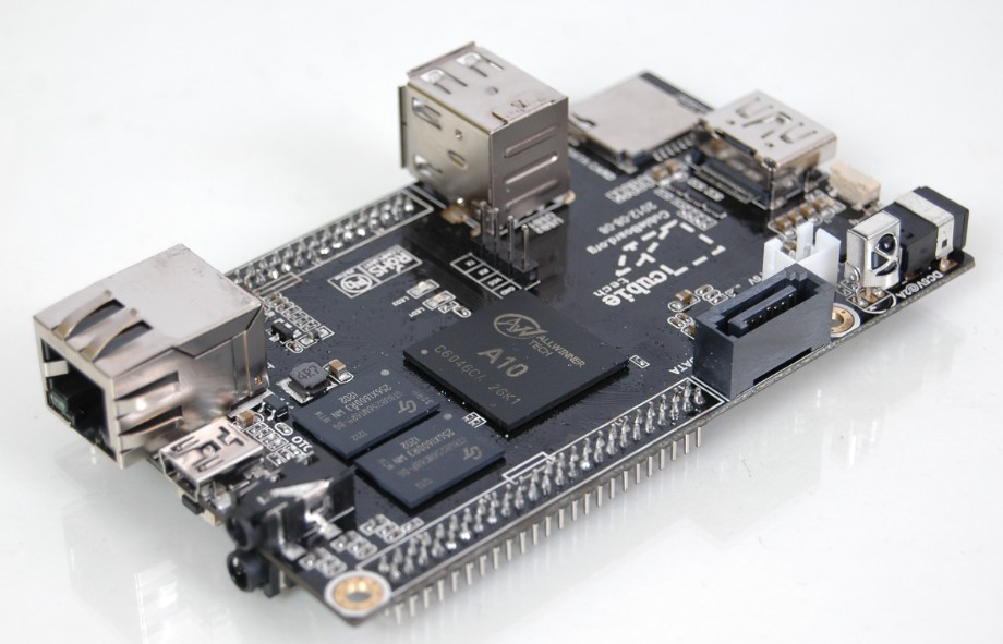 ARM boards Blog: Cubieboard A10 l'open ARMbox di AllWinner