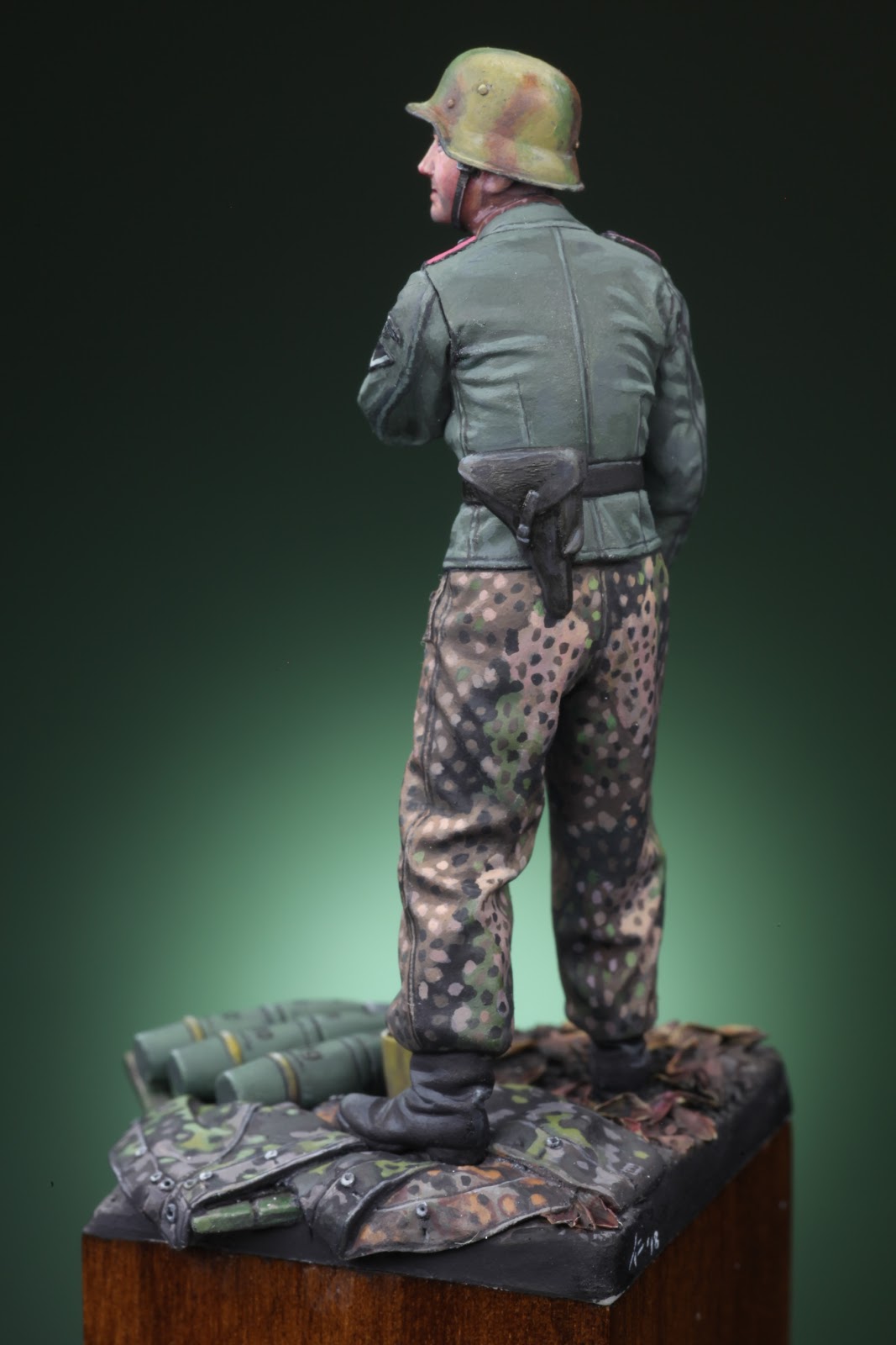 PERSPECTIVES IN MINIATURE: 10th SS Panzer Division Frundsberg, Holland 1944