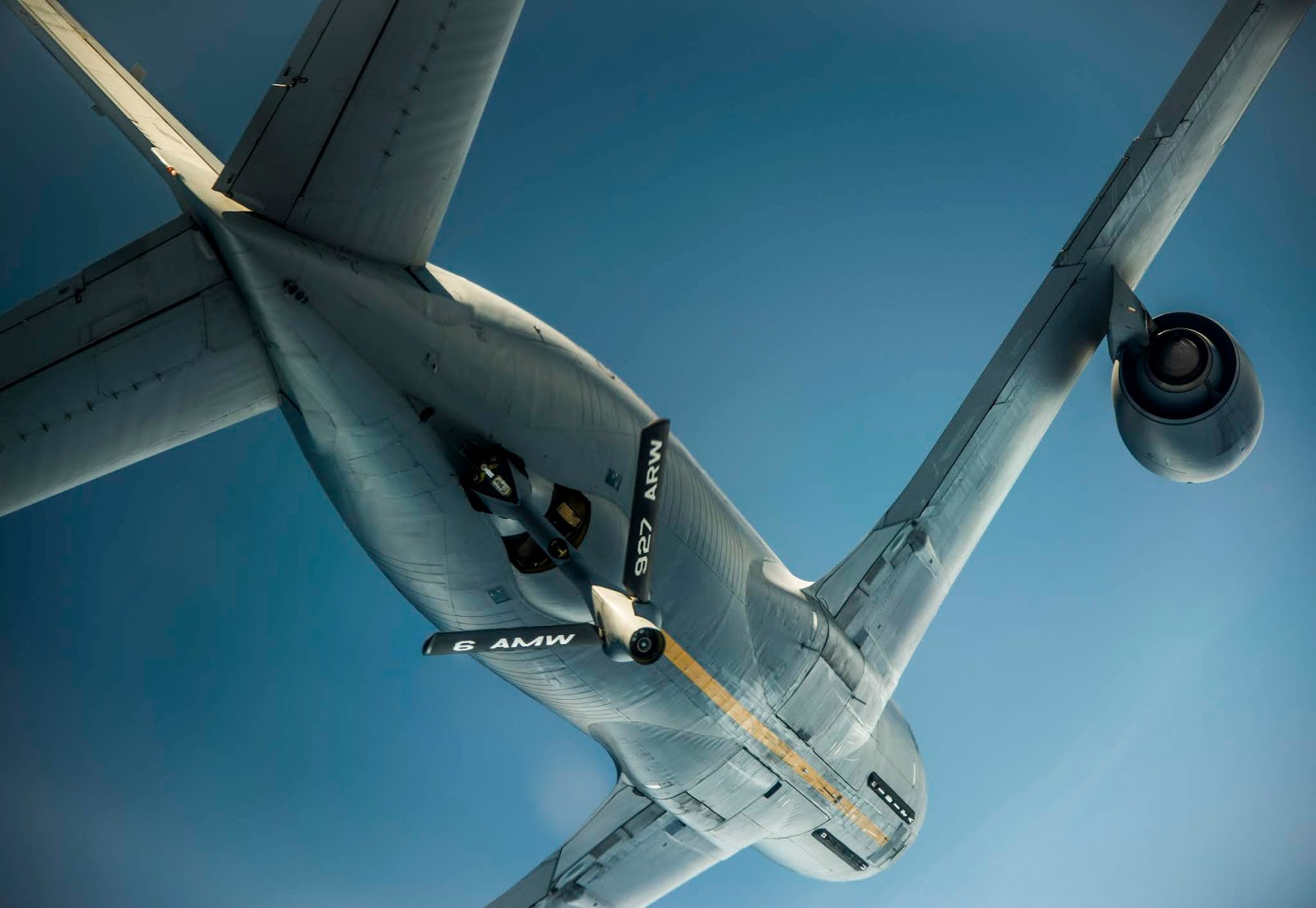 Full Frame: Stratospheric Workhorses : Singapore's KC-135R Aerial Tankers