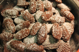 My Grandmother's Christmas Cookies: Medvědí Tlapky (Bear's Paws)