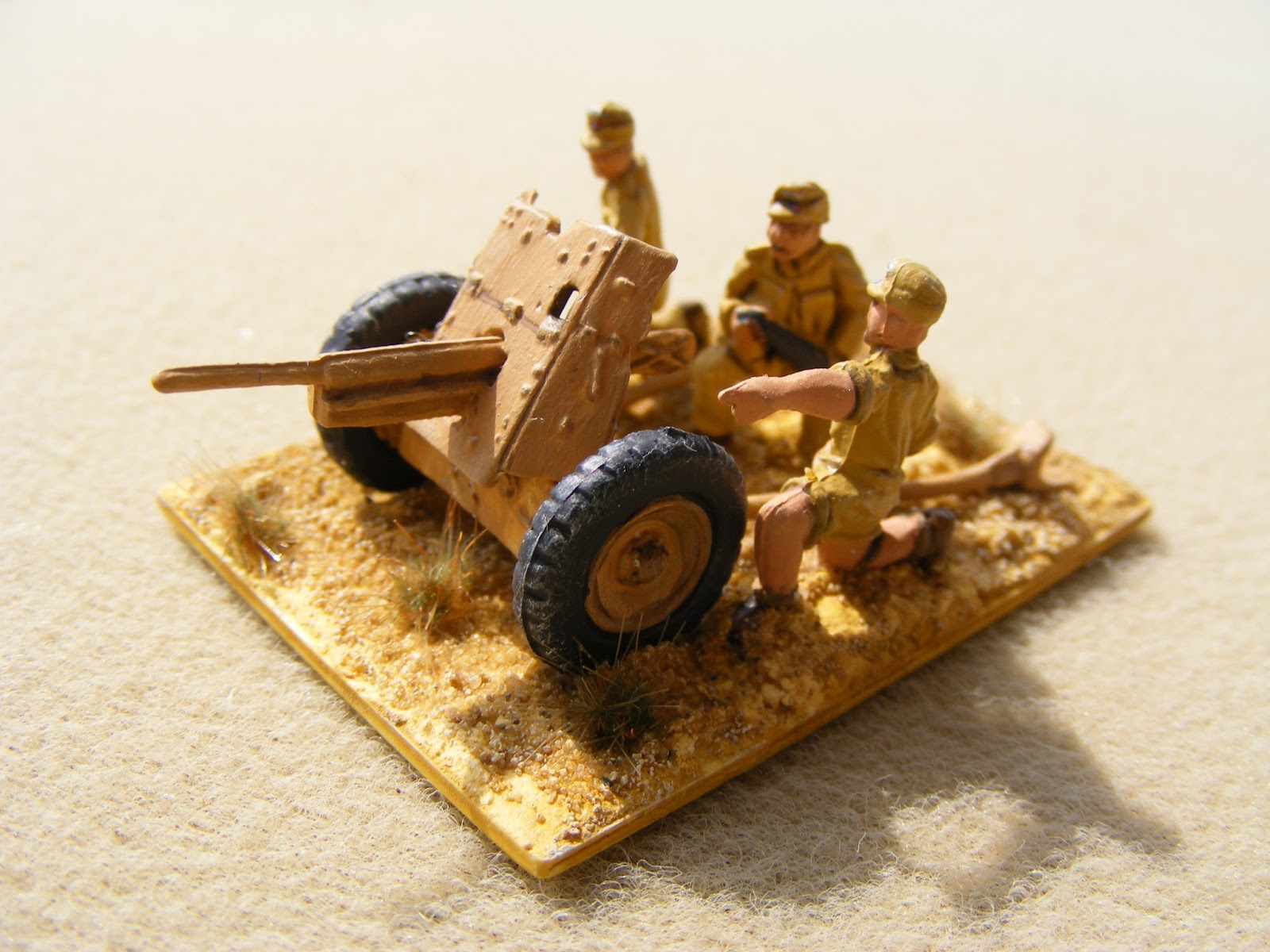 'Victory V': German Pak 36 Finished Model & War & Peace 2013 Pak 36's