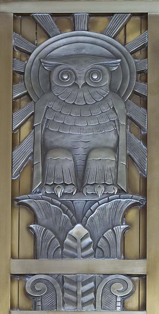 Content in a Cottage: Spectacular Art Deco Owl