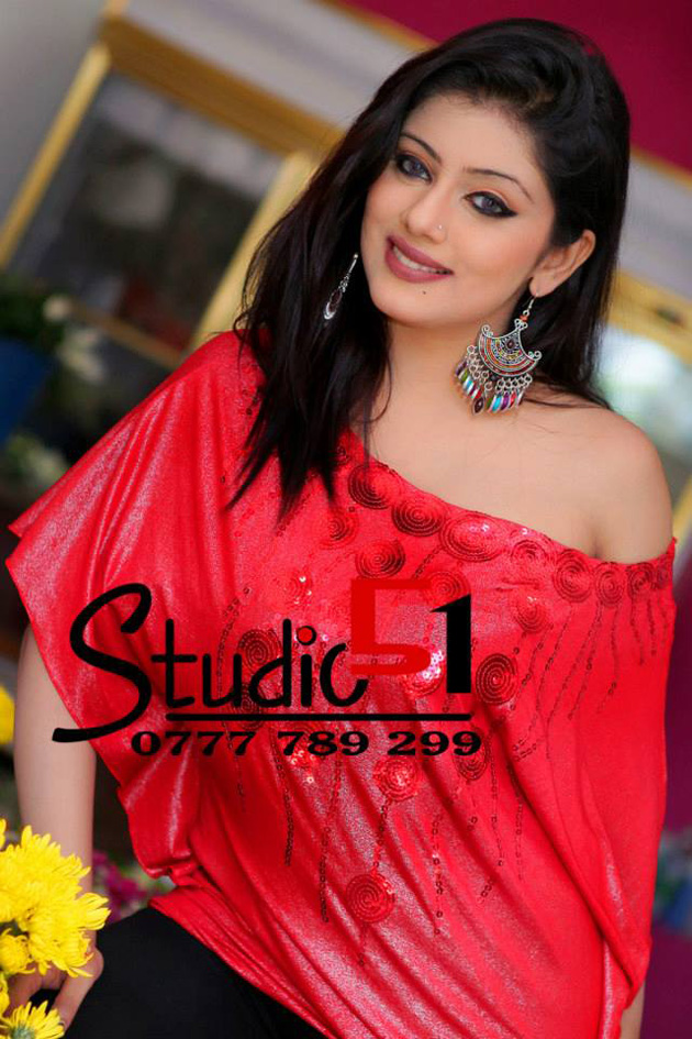 Nathasha Perera | Gossip Lanka Photo Gallery