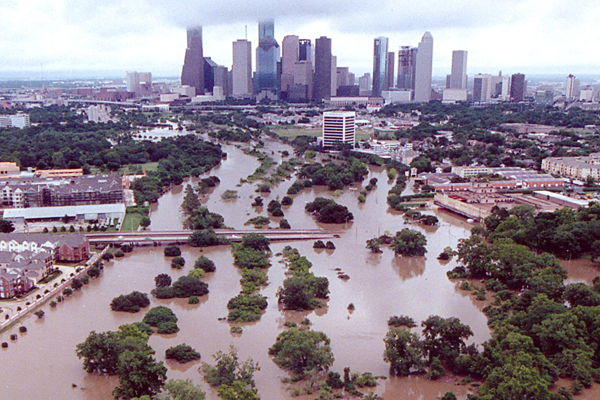 bensozia: Disaster Sells, or, How Bad is the Flooding in Houston?
