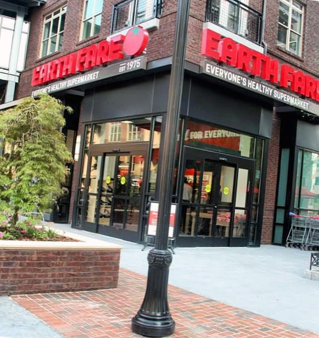 9 Reasons to Shop Earth Fare at Emory Point + Giveaway