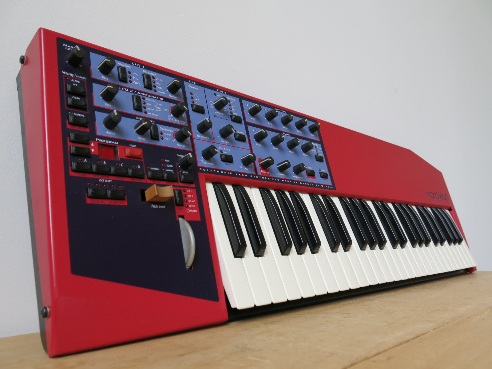MATRIXSYNTH: 12 Voice Clavia Nord Lead 1 SN 513509