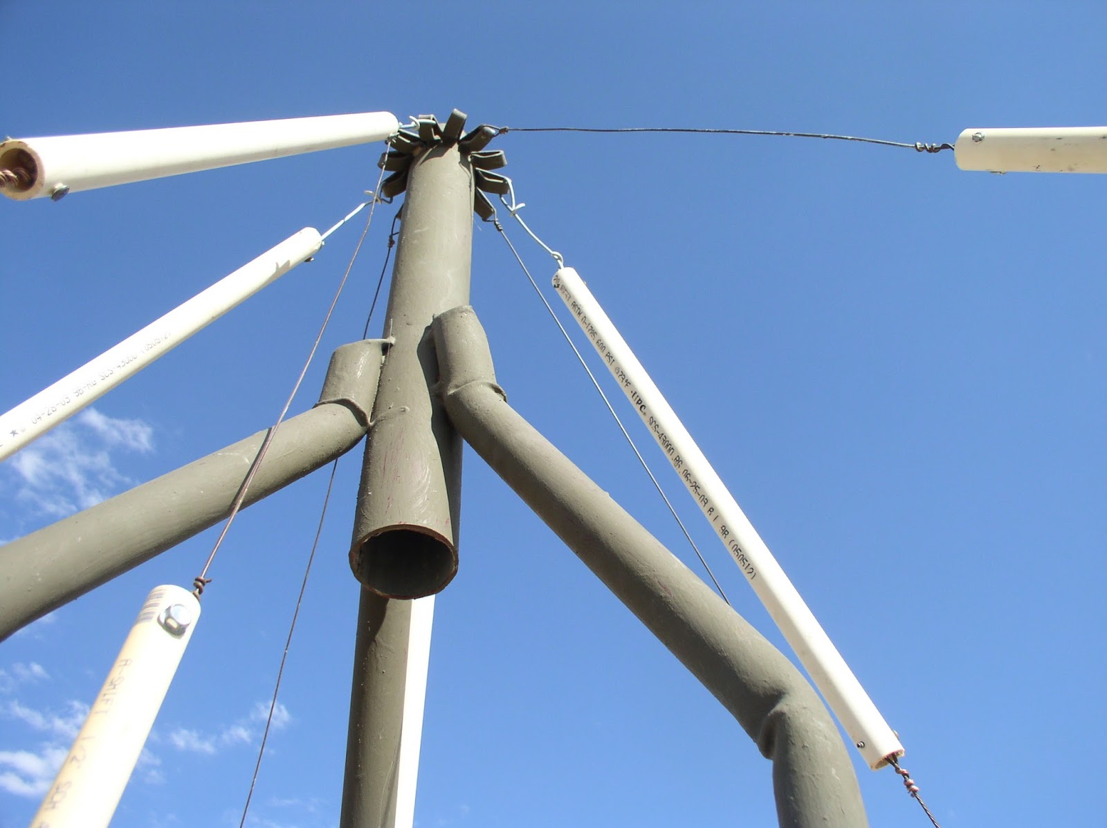 w7yrv - Roy's Antenna Farm : 8o meter 8 element sterba cutrtains on 200 ...