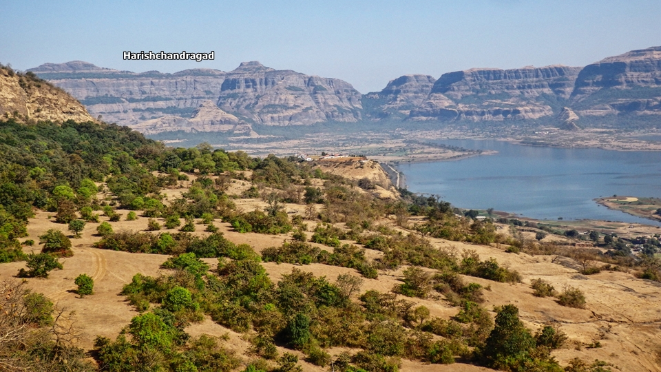 Treks around Thane and Mumbai: Sindola/Shindola Fort Trek, Karanjale ...