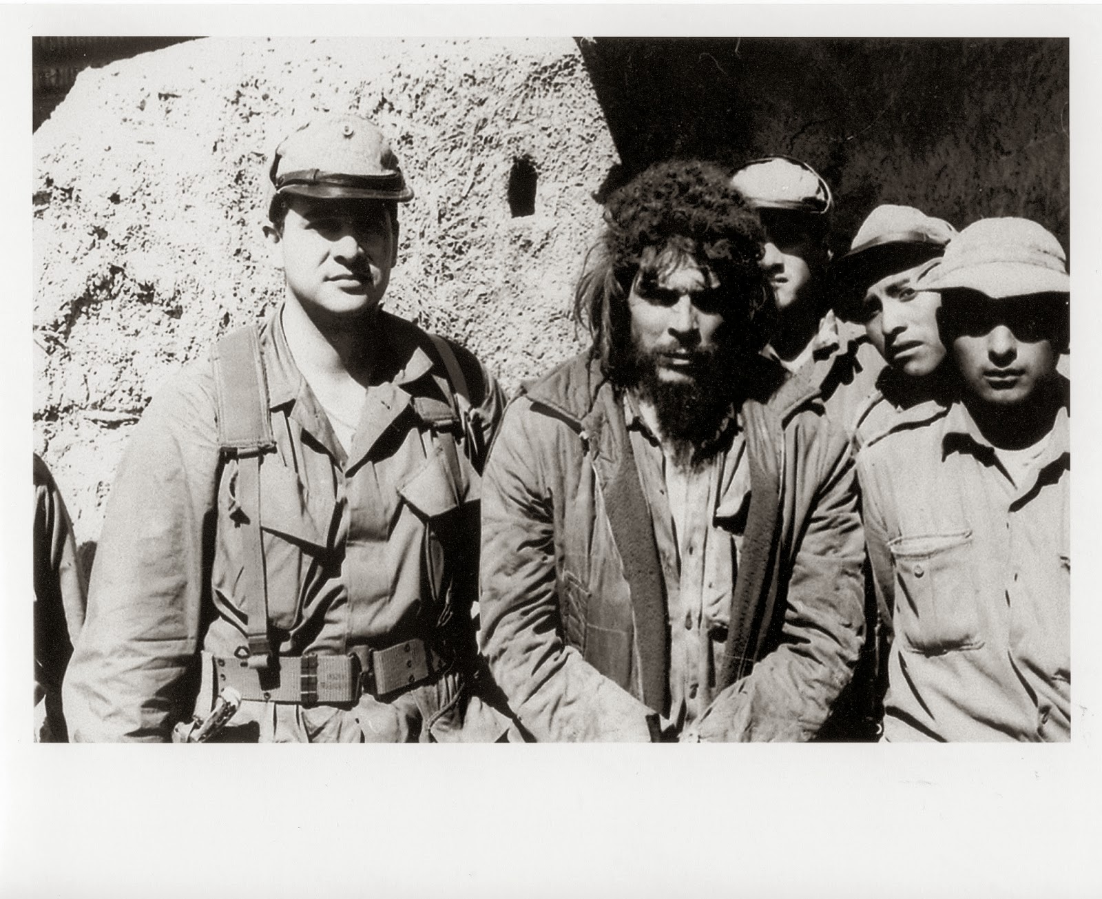 Paul Davis On Crime: More from The Anti-Che, Freedom Fighter And ...