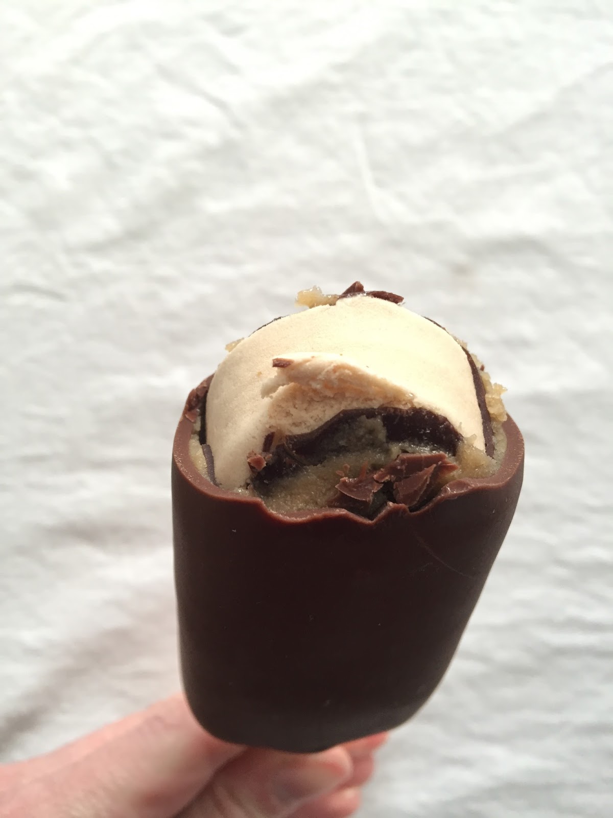 Double Peanut Butter Magnum