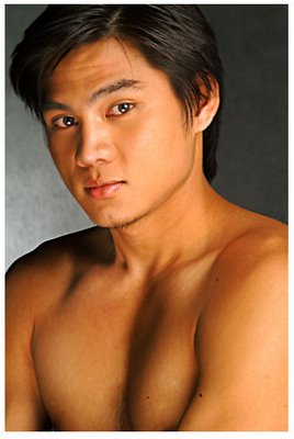 Man Central: Ervic Vijandre: Close Up