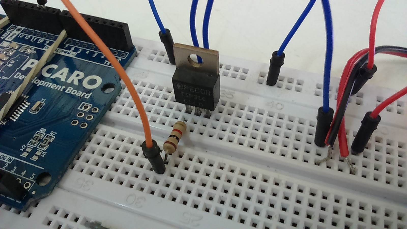 Seba Electronic Labs: [Arduino 13] Controlar LED Strip (tira LED) con potenciómetro