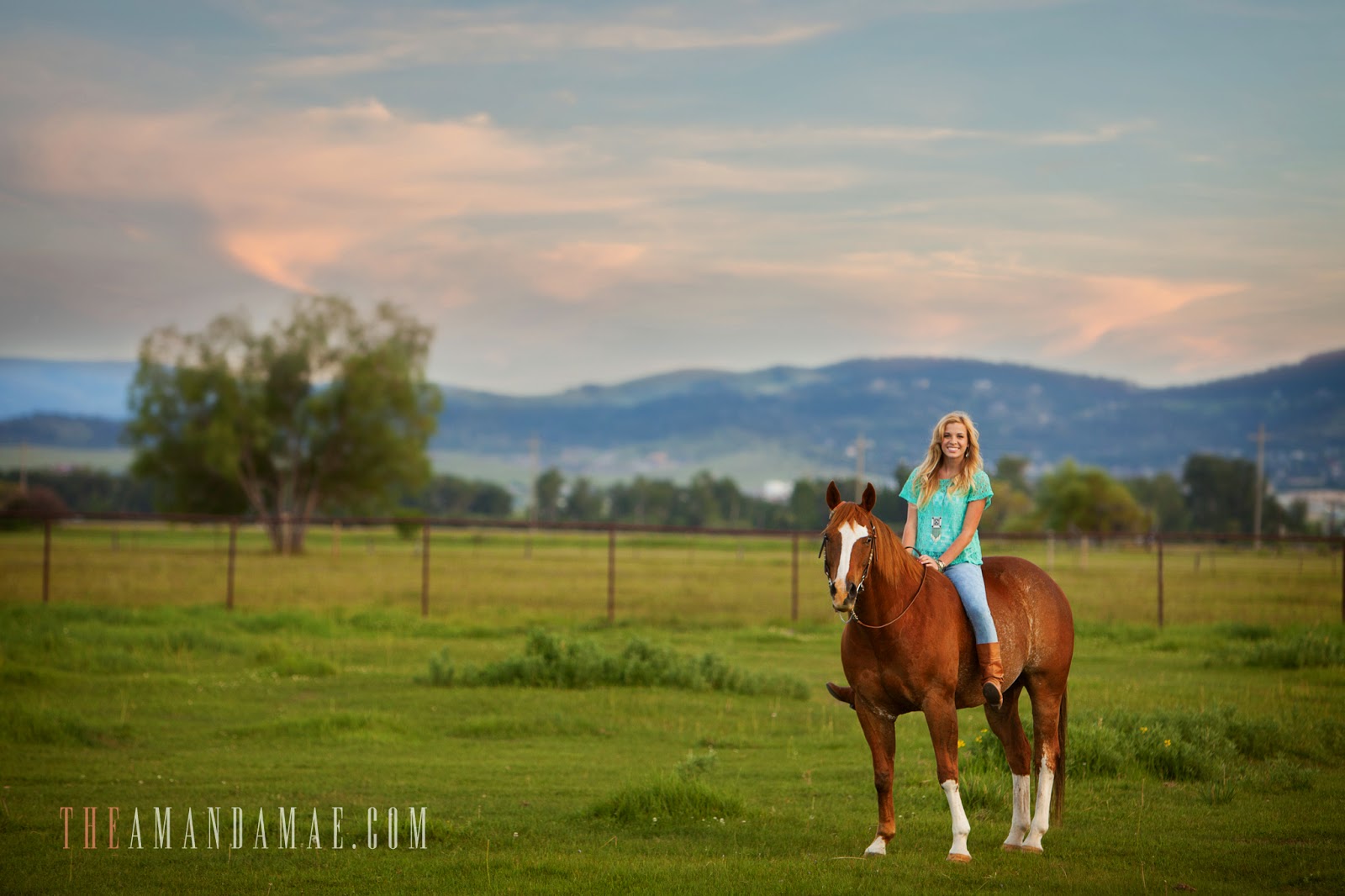 AMANDA MAE PHOTOGRAPHY: Maddy Bye Class of 2014 : Amanda Mae Photography
