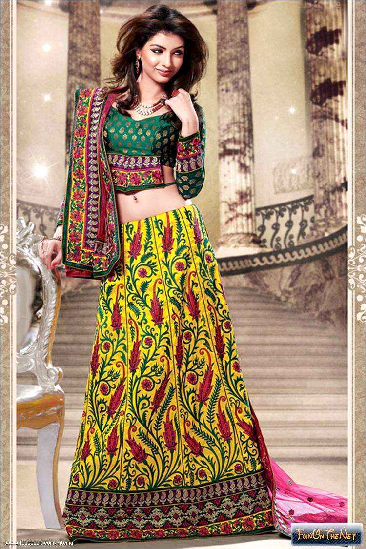 TELUGU WEB WORLD: Langa and Ooni - Half sarees to Modern women ...