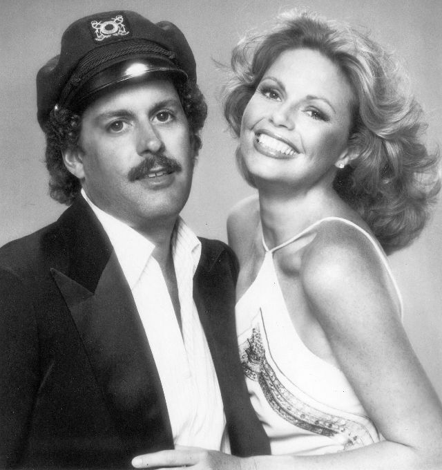 20 Lovely Vintage Photographs of ’70s Duo Captain & Tennille ~ Vintage ...
