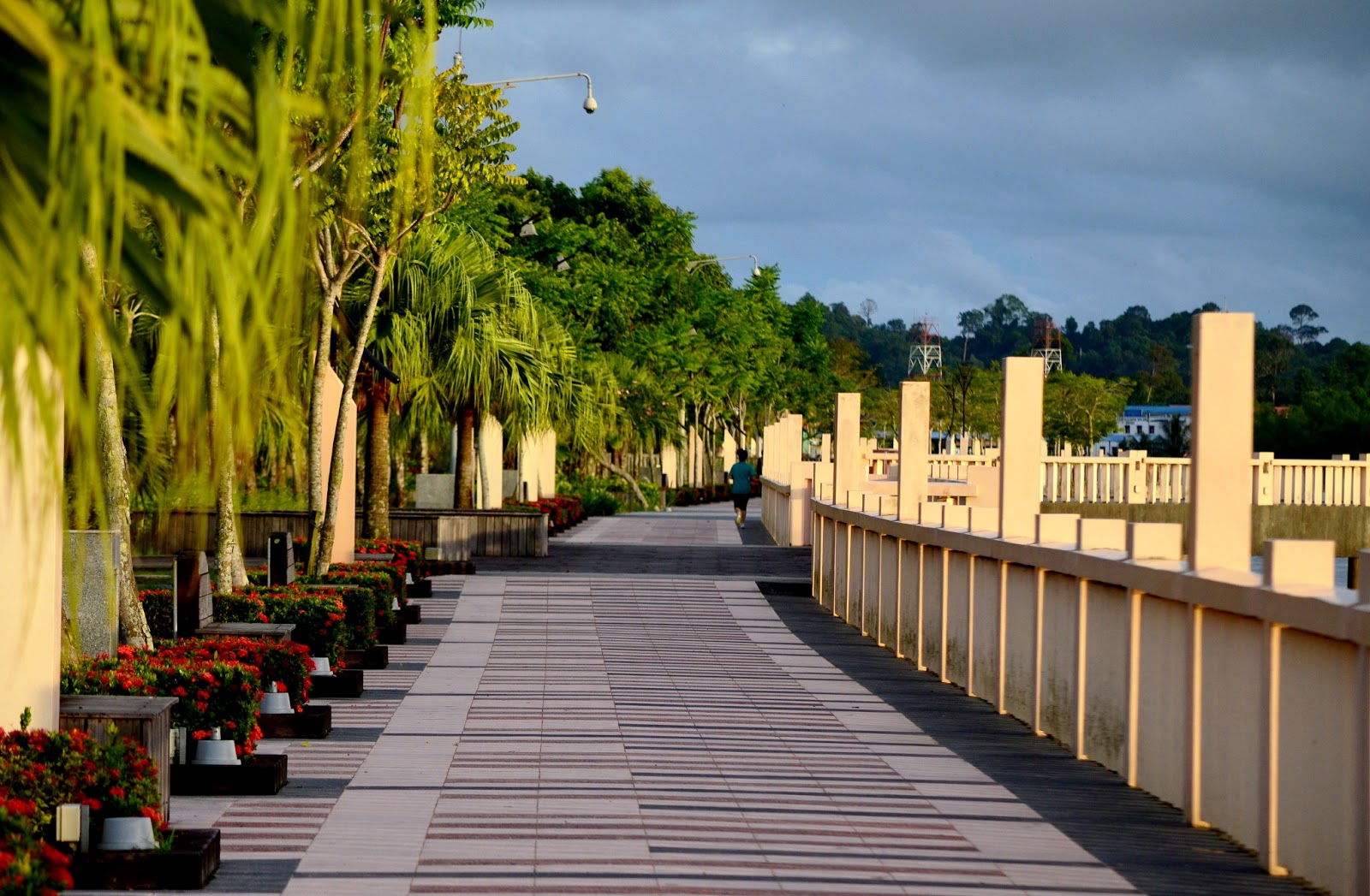 My Sarawak (3rd Ed.): Bintulu waterfront and river scenes