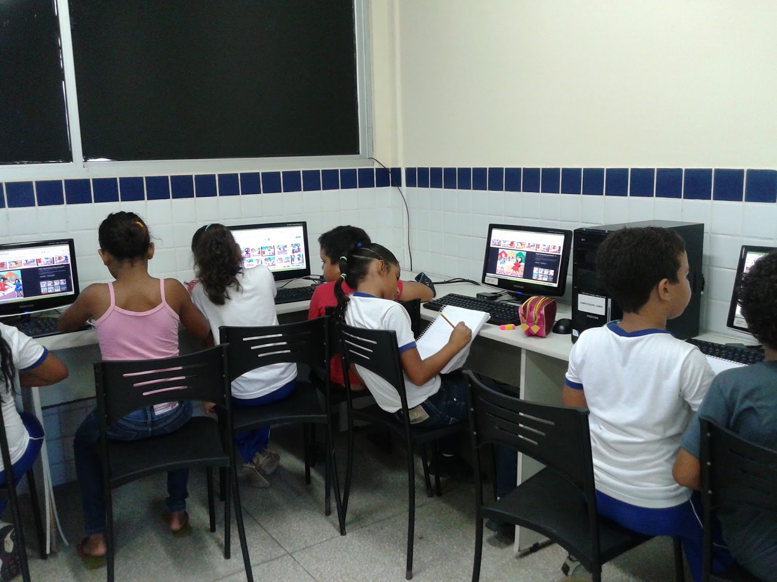 Cyber Brigadeiro: Atividades no laboratório de Informática