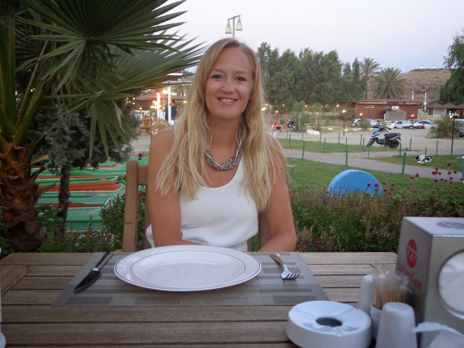 Piger på Budget: Om Anja