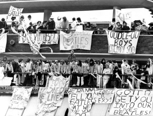 Meet the Beatles for Real: Signs signs everywhere signs